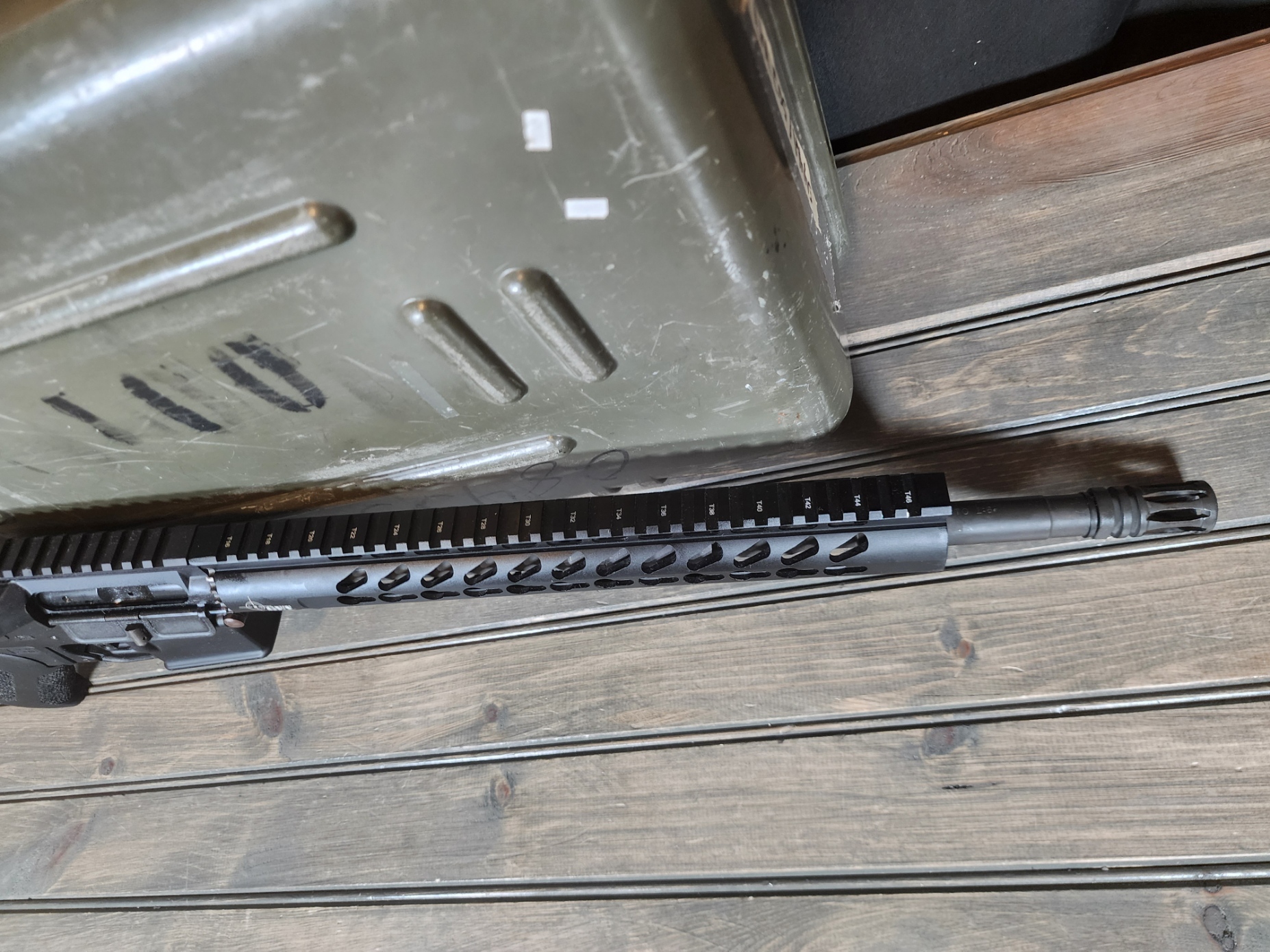 SPIKES TACTICAL 16 INCH AR-15 RIFLE 5.56 PRE-OWNED